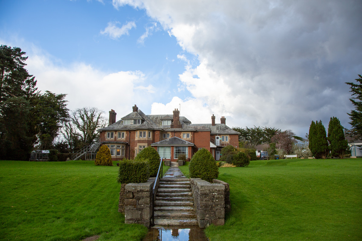 Living at Lakeside Manor - Irish Studies Program